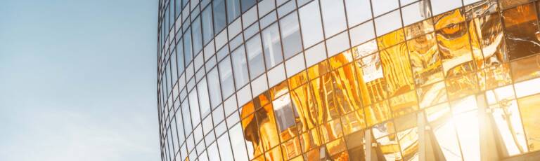 Glass Facades : Exploring Types, Benefits, and Design Innovations