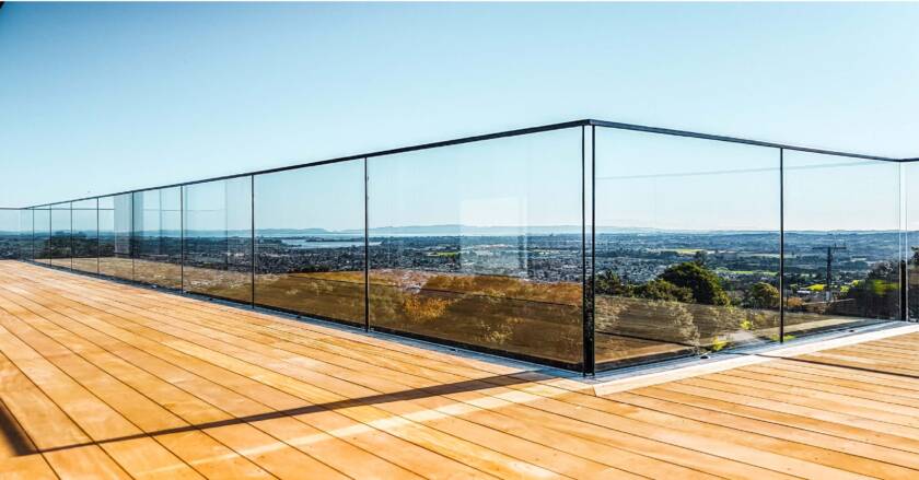 Glass Railing Systems: Stylish and Safe Solutions for Modern Spaces