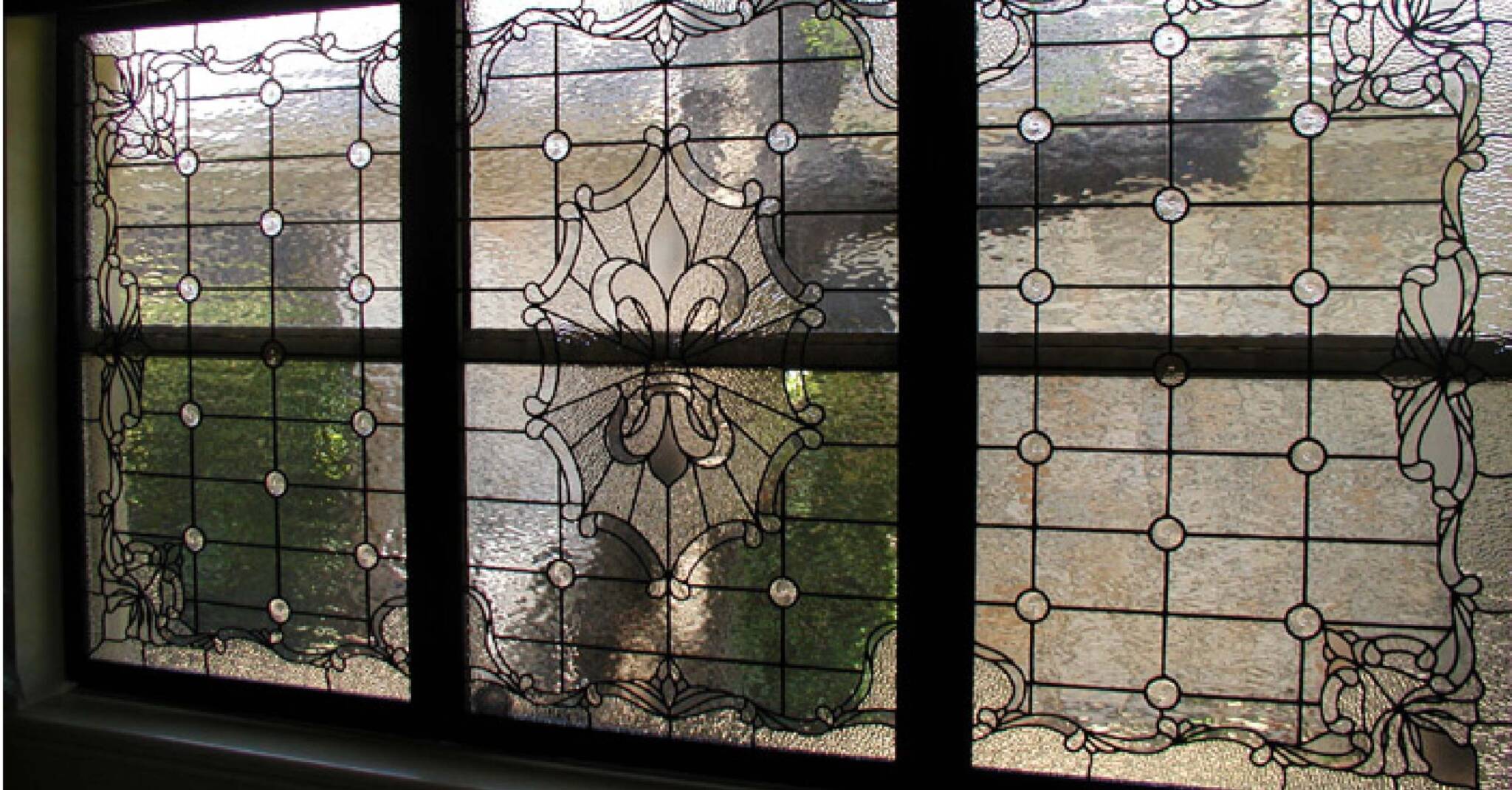 Best 13 Window Glass Designs to Transform Every Room in Your Home