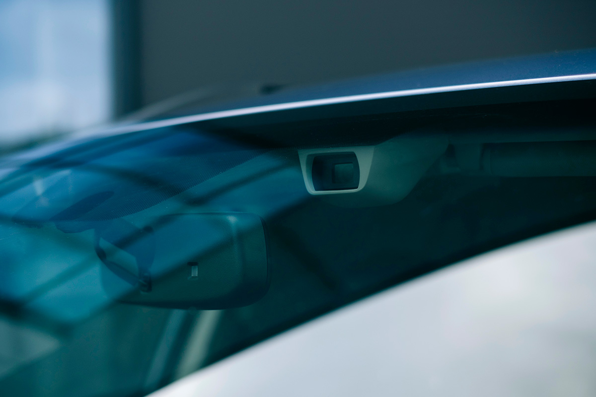 How Automotive Glass Innovations, ADAS Windshield & Augmented Reality ...